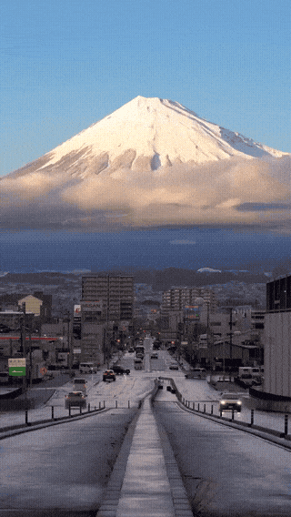 Amazing view of mount fuji GIF – Trending GIF on GifVif