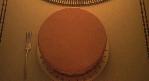 coraline welcome home cake hlc5lais8u7v9mm2 gif – Trending GIF on GifVif