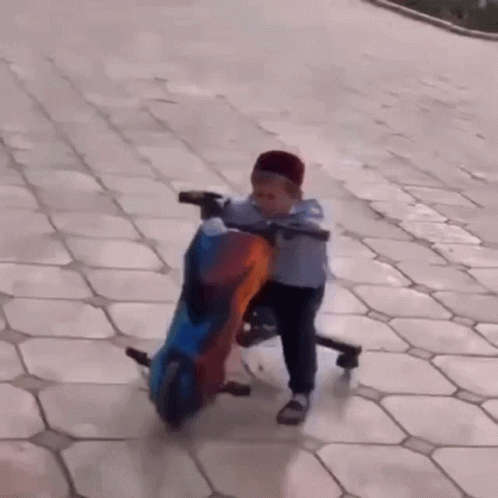 hasbulla magomedov riding scooter spin gif – Trending GIF on GifVif