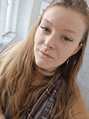 smile gif – Trending GIF on GifVif